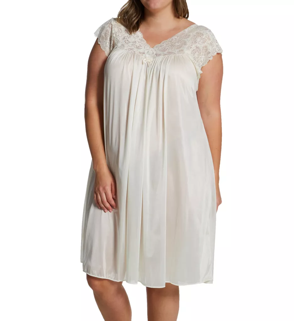 Plus Silhouette Gown